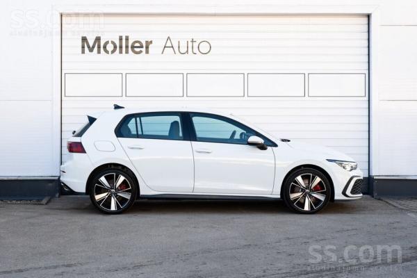Balts Volkswagen Golf VIII 2021 Rīga, ar dzinēja tilpumu 1.40 L un nobraukumu 109 tūkst. km par 20100 €, foto 5 vietnē AUTOMOTO.COM.LV