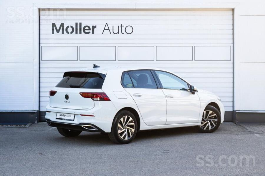 Balts Volkswagen Golf VIII 2021 Rīga, ar dzinēja tilpumu 1.40 L un nobraukumu 89 tūkst. km par 20900 €, foto 5 vietnē AUTOMOTO.COM.LV