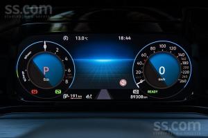 Balts Volkswagen Golf VIII 2021 Rīga, ar dzinēja tilpumu 1.40 L un nobraukumu 89 tūkst. km par 20900 €, foto 24 vietnē AUTOMOTO.COM.LV