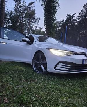 White Volkswagen Golf VIII 2021 in Riga, with an engine capacity of 2.00 L and mileage of 224 thousand km for 14500 €, photo  on AUTOMOTO.COM.LV