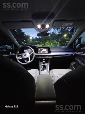 White Volkswagen Golf VIII 2021 in Riga, with an engine capacity of 2.00 L and mileage of 224 thousand km for 14500 €, photo 11 on AUTOMOTO.COM.LV