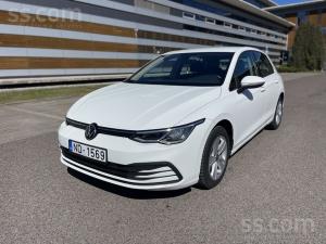 Balts Volkswagen Golf VIII 2022 Rīga, ar dzinēja tilpumu 1.00 L un nobraukumu 117 tūkst. km par 11500 €, foto  vietnē AUTOMOTO.COM.LV