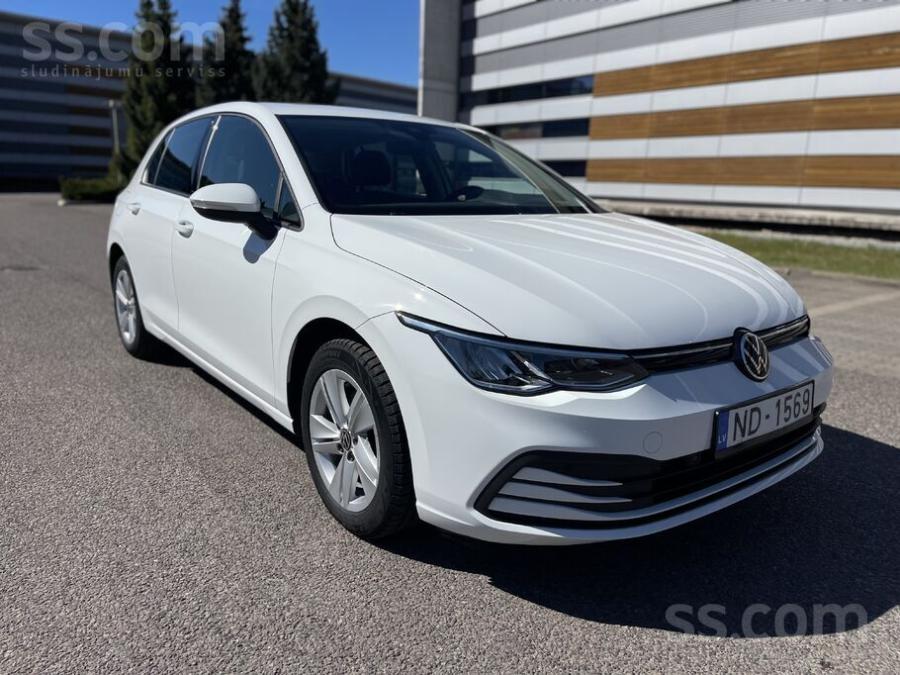 Balts Volkswagen Golf VIII 2022 Rīga, ar dzinēja tilpumu 1.00 L un nobraukumu 117 tūkst. km par 11500 €, foto 3 vietnē AUTOMOTO.COM.LV