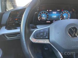 Balts Volkswagen Golf VIII 2022 Rīga, ar dzinēja tilpumu 1.00 L un nobraukumu 117 tūkst. km par 11500 €, foto 14 vietnē AUTOMOTO.COM.LV