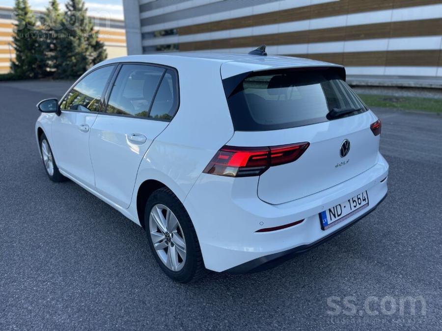 Balts Volkswagen Golf VIII 2022 Rīga, ar dzinēja tilpumu 2.00 L un nobraukumu 180 tūkst. km par 10900 €, foto 6 vietnē AUTOMOTO.COM.LV