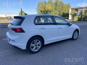 Balts Volkswagen Golf VIII 2022 Rīga, ar dzinēja tilpumu 2.00 L un nobraukumu 180 tūkst. km par 10900 €, foto 7 vietnē AUTOMOTO.COM.LV