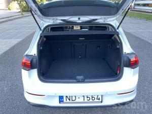 Balts Volkswagen Golf VIII 2022 Rīga, ar dzinēja tilpumu 2.00 L un nobraukumu 180 tūkst. km par 10900 €, foto 26 vietnē AUTOMOTO.COM.LV