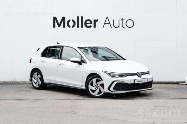 Balts Volkswagen Golf VIII 2022 Rīga, ar dzinēja tilpumu 1.40 L un nobraukumu 95 tūkst. km par 20950 €, foto 2 vietnē AUTOMOTO.COM.LV