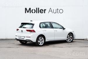Balts Volkswagen Golf VIII 2022 Rīga, ar dzinēja tilpumu 1.40 L un nobraukumu 95 tūkst. km par 20950 €, foto 5 vietnē AUTOMOTO.COM.LV