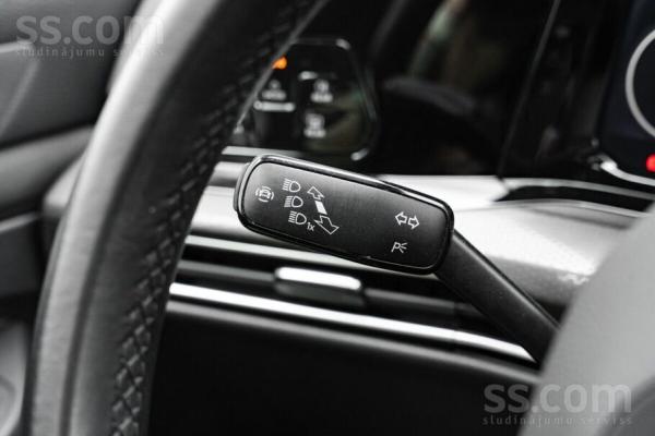 Balts Volkswagen Golf VIII 2022 Rīga, ar dzinēja tilpumu 1.40 L un nobraukumu 95 tūkst. km par 20950 €, foto 10 vietnē AUTOMOTO.COM.LV