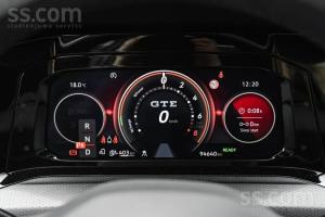 Balts Volkswagen Golf VIII 2022 Rīga, ar dzinēja tilpumu 1.40 L un nobraukumu 95 tūkst. km par 20950 €, foto 12 vietnē AUTOMOTO.COM.LV