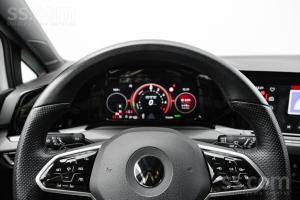 Balts Volkswagen Golf VIII 2022 Rīga, ar dzinēja tilpumu 1.40 L un nobraukumu 95 tūkst. km par 20950 €, foto 16 vietnē AUTOMOTO.COM.LV