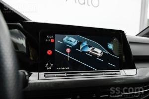 Balts Volkswagen Golf VIII 2022 Rīga, ar dzinēja tilpumu 1.40 L un nobraukumu 95 tūkst. km par 20950 €, foto 19 vietnē AUTOMOTO.COM.LV