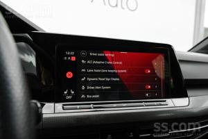 Balts Volkswagen Golf VIII 2022 Rīga, ar dzinēja tilpumu 1.40 L un nobraukumu 95 tūkst. km par 20950 €, foto 20 vietnē AUTOMOTO.COM.LV