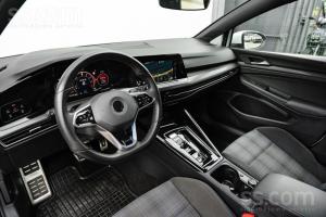 Balts Volkswagen Golf VIII 2022 Rīga, ar dzinēja tilpumu 1.40 L un nobraukumu 95 tūkst. km par 20950 €, foto 28 vietnē AUTOMOTO.COM.LV