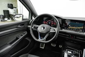 Balts Volkswagen Golf VIII 2022 Rīga, ar dzinēja tilpumu 1.40 L un nobraukumu 95 tūkst. km par 20950 €, foto 30 vietnē AUTOMOTO.COM.LV