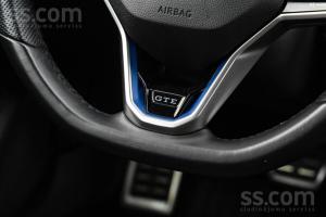 Balts Volkswagen Golf VIII 2022 Rīga, ar dzinēja tilpumu 1.40 L un nobraukumu 95 tūkst. km par 20950 €, foto 31 vietnē AUTOMOTO.COM.LV