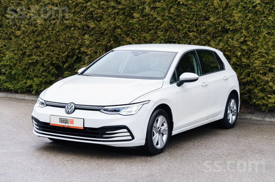 Белый Фольксваген Golf 8 2022 в Рига, объемом двигателя 2.00 л и пробегом 229 тыс. км за 11500 €, фото 1 на AUTOMOTO.COM.LV