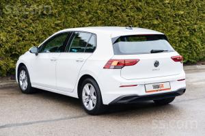 Белый Фольксваген Golf 8 2022 в Рига, объемом двигателя 2.00 л и пробегом 229 тыс. км за 11500 €, фото 6 на AUTOMOTO.COM.LV