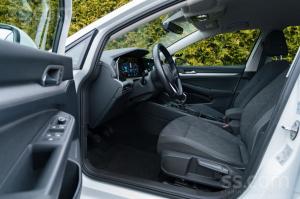 Белый Фольксваген Golf 8 2022 в Рига, объемом двигателя 2.00 л и пробегом 229 тыс. км за 11500 €, фото 11 на AUTOMOTO.COM.LV