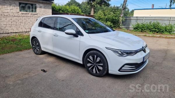 Balts Volkswagen Golf VIII 2024 Rīga, ar dzinēja tilpumu 2.00 L un nobraukumu 21 tūkst. km par 20200 €, foto 1 vietnē AUTOMOTO.COM.LV