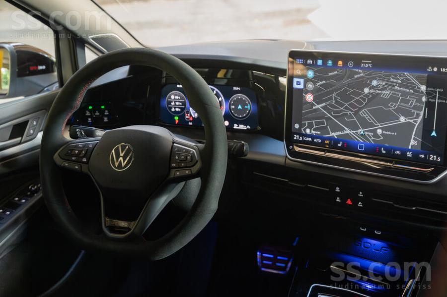 Balts Volkswagen Golf VIII 2026 Rīga, ar dzinēja tilpumu 2.00 L un nobraukumu 2 tūkst. km par 53500 €, foto 7 vietnē AUTOMOTO.COM.LV