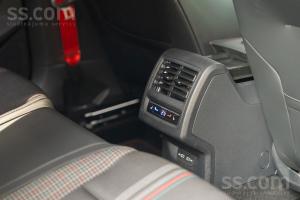 Balts Volkswagen Golf VIII 2026 Rīga, ar dzinēja tilpumu 2.00 L un nobraukumu 2 tūkst. km par 53500 €, foto 9 vietnē AUTOMOTO.COM.LV
