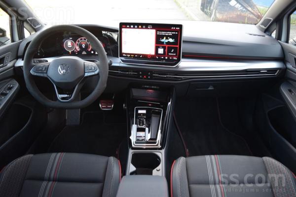 White Volkswagen Golf VIII 2026 in Riga, with an engine capacity of 2.00 L and mileage of 2 thousand km for 50000 €, photo 4 on AUTOMOTO.COM.LV