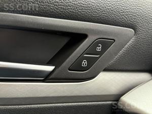 Balts Volkswagen Golf VIII 2021 Rīga, ar dzinēja tilpumu 1.50 L un nobraukumu 214 tūkst. km par 12799 €, foto 14 vietnē AUTOMOTO.COM.LV