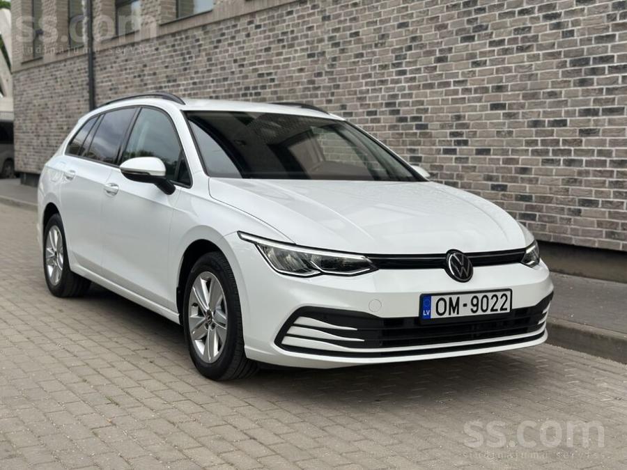 Balts Volkswagen Golf VIII 2021 Tukums, ar dzinēja tilpumu 1.00 L un nobraukumu 112 tūkst. km par 15990 €, foto 3 vietnē AUTOMOTO.COM.LV