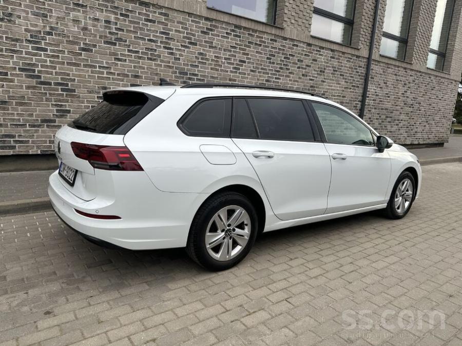 Balts Volkswagen Golf VIII 2021 Tukums, ar dzinēja tilpumu 1.00 L un nobraukumu 112 tūkst. km par 15990 €, foto 5 vietnē AUTOMOTO.COM.LV