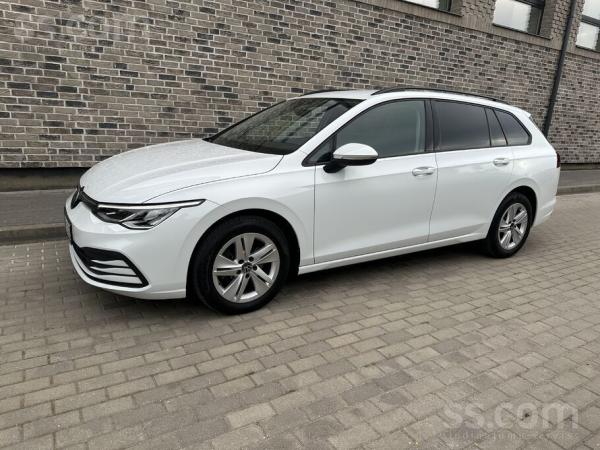 White Volkswagen Golf VIII 2021 in Tukums, with an engine capacity of 1.00 L and mileage of 112 thousand km for 15990 €, photo 7 on AUTOMOTO.COM.LV