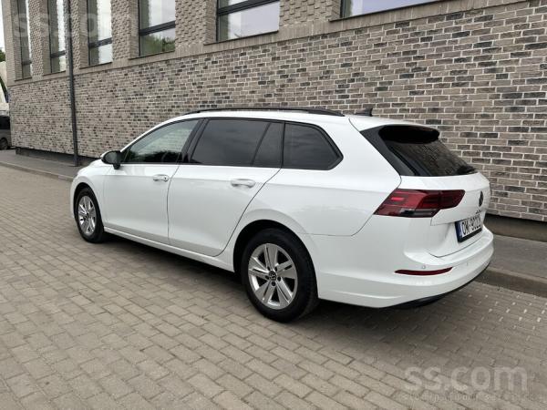 White Volkswagen Golf VIII 2021 in Tukums, with an engine capacity of 1.00 L and mileage of 112 thousand km for 15990 €, photo 8 on AUTOMOTO.COM.LV