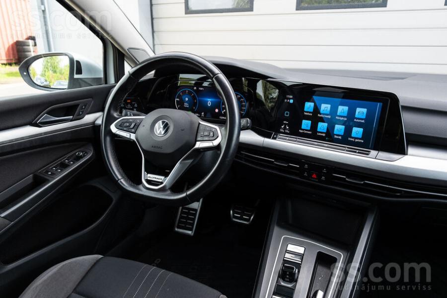 Белый Фольксваген Golf 8 2021 в Елгава, объемом двигателя 2.00 л и пробегом 153 тыс. км за 20050 €, фото 7 на AUTOMOTO.COM.LV