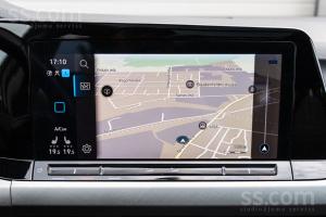 Белый Фольксваген Golf 8 2021 в Елгава, объемом двигателя 2.00 л и пробегом 153 тыс. км за 20050 €, фото 16 на AUTOMOTO.COM.LV