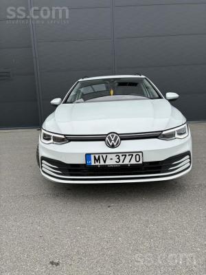 Balts Volkswagen Golf VIII 2021 Rīga, ar dzinēja tilpumu 1.50 L un nobraukumu 214 tūkst. km par 11890 €, foto  vietnē AUTOMOTO.COM.LV