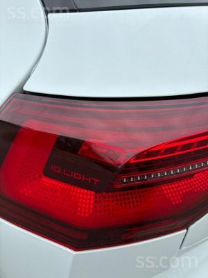 Белый Фольксваген Golf 8 2021 в Рига, объемом двигателя 1.50 л и пробегом 214 тыс. км за 11890 €, фото 6 на AUTOMOTO.COM.LV