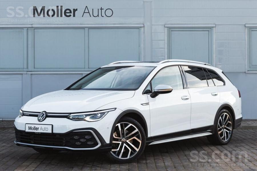 Balts Volkswagen Golf VIII 2021 Ventspils, ar dzinēja tilpumu 2.00 L un nobraukumu 152 tūkst. km par 22500 €, foto 1 vietnē AUTOMOTO.COM.LV