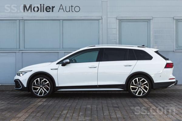 Balts Volkswagen Golf VIII 2021 Ventspils, ar dzinēja tilpumu 2.00 L un nobraukumu 152 tūkst. km par 22500 €, foto 2 vietnē AUTOMOTO.COM.LV