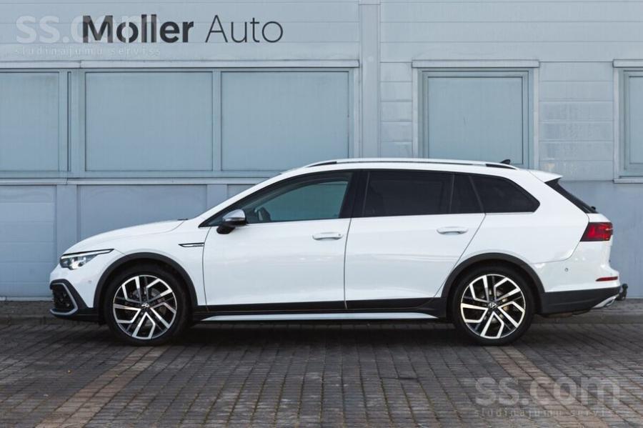 Balts Volkswagen Golf VIII 2021 Ventspils, ar dzinēja tilpumu 2.00 L un nobraukumu 152 tūkst. km par 22500 €, foto 3 vietnē AUTOMOTO.COM.LV