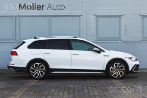 Balts Volkswagen Golf VIII 2021 Ventspils, ar dzinēja tilpumu 2.00 L un nobraukumu 152 tūkst. km par 22500 €, foto 7 vietnē AUTOMOTO.COM.LV