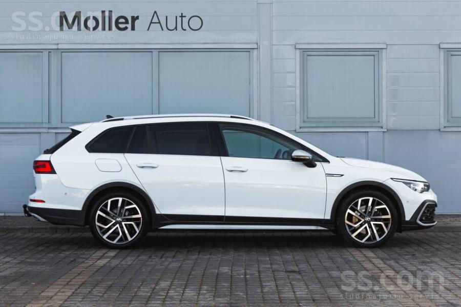 Balts Volkswagen Golf VIII 2021 Ventspils, ar dzinēja tilpumu 2.00 L un nobraukumu 152 tūkst. km par 22500 €, foto 7 vietnē AUTOMOTO.COM.LV
