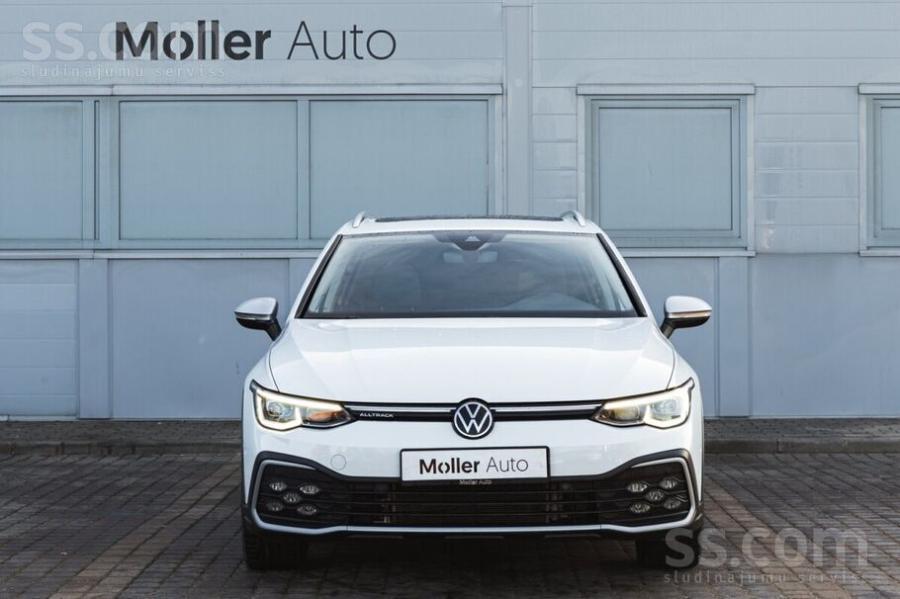 Balts Volkswagen Golf VIII 2021 Ventspils, ar dzinēja tilpumu 2.00 L un nobraukumu 152 tūkst. km par 22500 €, foto 9 vietnē AUTOMOTO.COM.LV