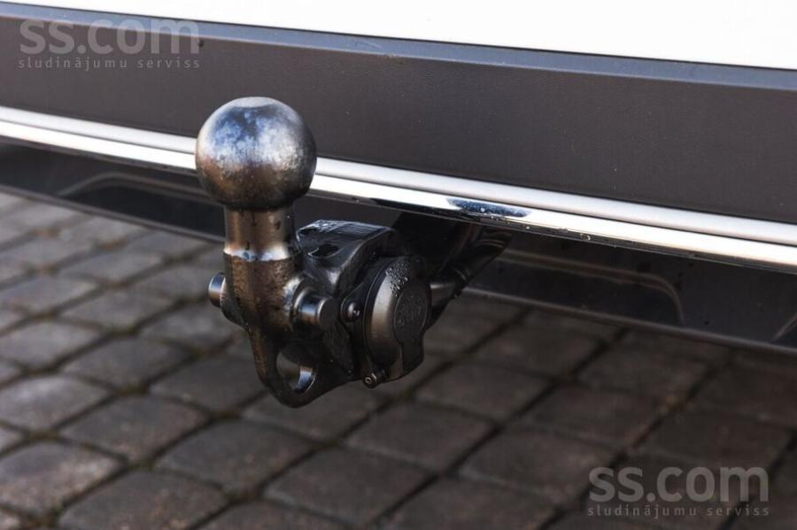 Balts Volkswagen Golf VIII 2021 Ventspils, ar dzinēja tilpumu 2.00 L un nobraukumu 152 tūkst. km par 22500 €, foto 15 vietnē AUTOMOTO.COM.LV