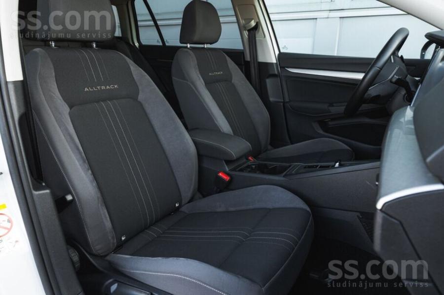 Balts Volkswagen Golf VIII 2021 Ventspils, ar dzinēja tilpumu 2.00 L un nobraukumu 152 tūkst. km par 22500 €, foto 20 vietnē AUTOMOTO.COM.LV