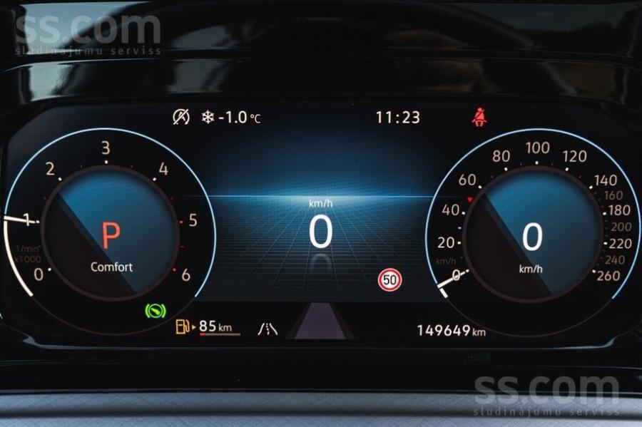 Balts Volkswagen Golf VIII 2021 Ventspils, ar dzinēja tilpumu 2.00 L un nobraukumu 152 tūkst. km par 22500 €, foto 24 vietnē AUTOMOTO.COM.LV