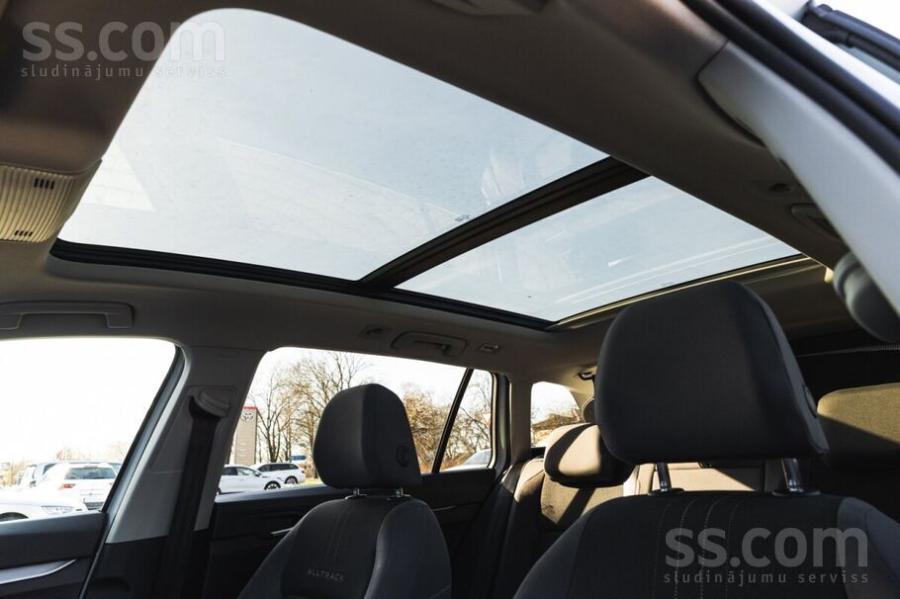 Balts Volkswagen Golf VIII 2021 Ventspils, ar dzinēja tilpumu 2.00 L un nobraukumu 152 tūkst. km par 22500 €, foto 34 vietnē AUTOMOTO.COM.LV
