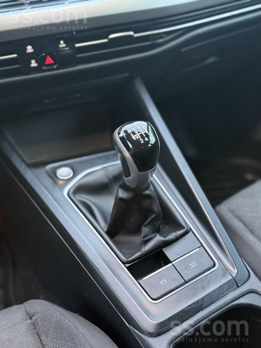 Белый Фольксваген Golf 8 2021 в Рига, объемом двигателя 1.50 л и пробегом 188 тыс. км за 10780 €, фото 17 на AUTOMOTO.COM.LV