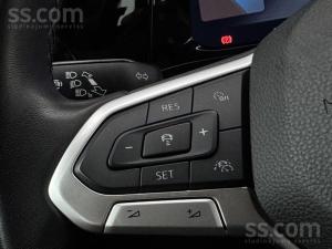 Белый Фольксваген Golf 8 2022 в Валмиера, объемом двигателя 2.00 л и пробегом 129 тыс. км за 15900 €, фото 12 на AUTOMOTO.COM.LV