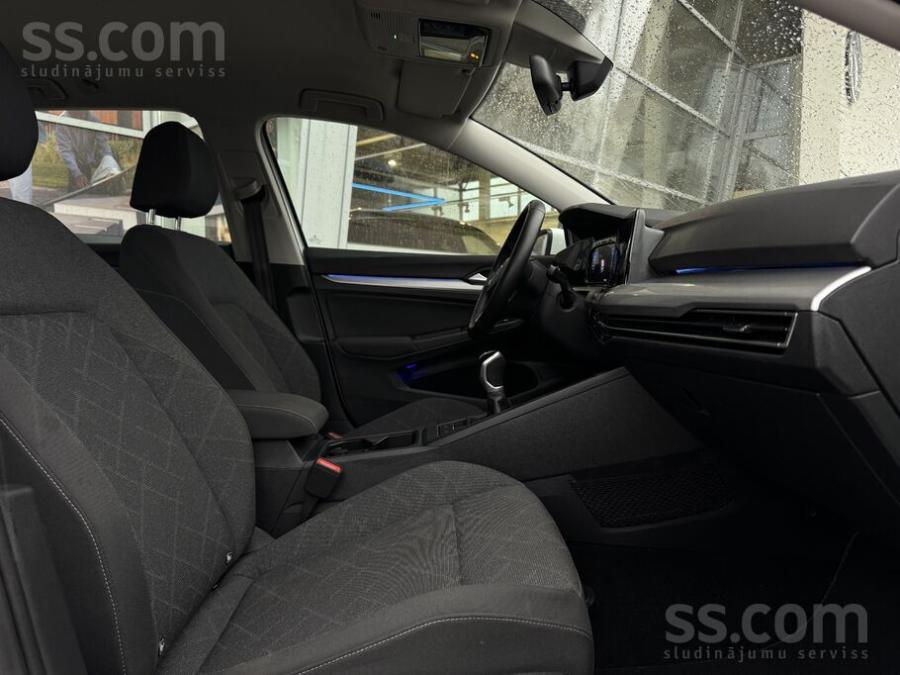 Белый Фольксваген Golf 8 2022 в Валмиера, объемом двигателя 2.00 л и пробегом 129 тыс. км за 15900 €, фото 22 на AUTOMOTO.COM.LV